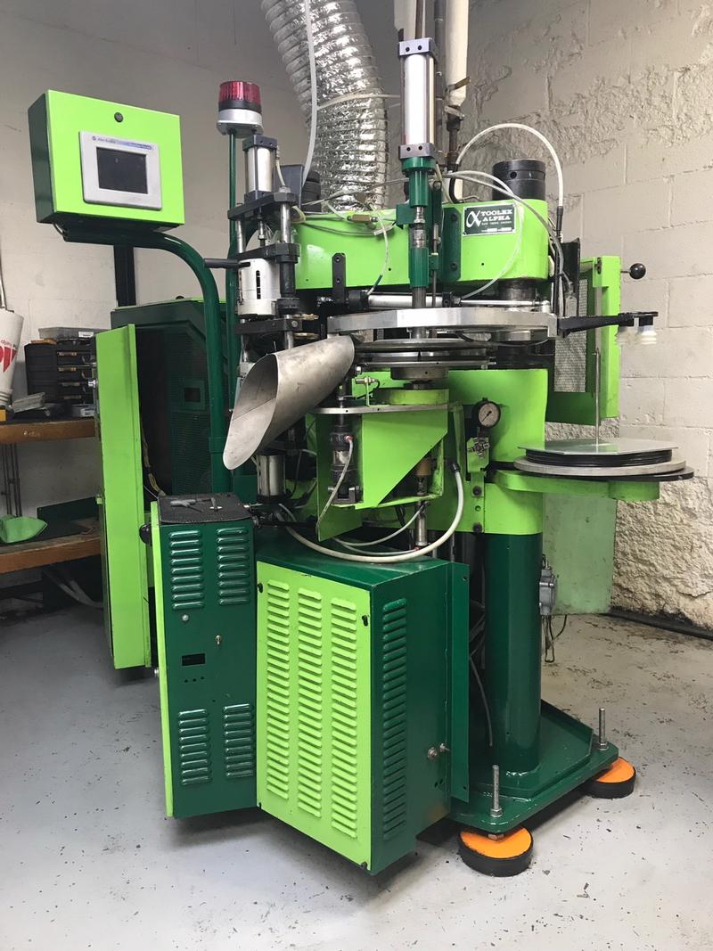 Toolex-4 TOOLEX Alpha Delta 12 Record Presses And Assorted Parts ...